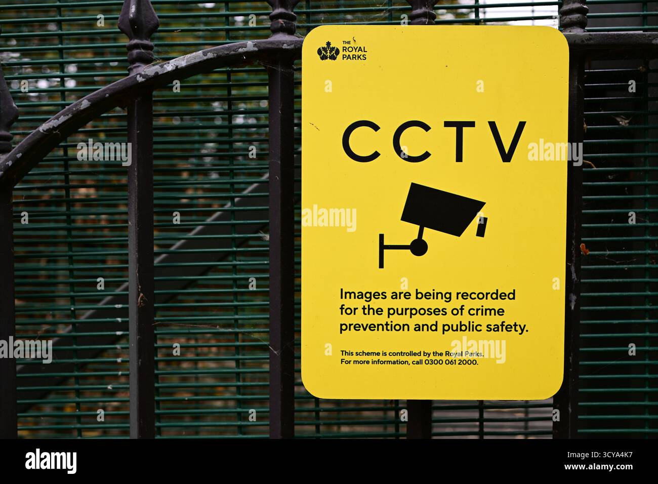 London, United Kingdom, October 9 2025. CCTV Signage In Hyde Park Stock ...