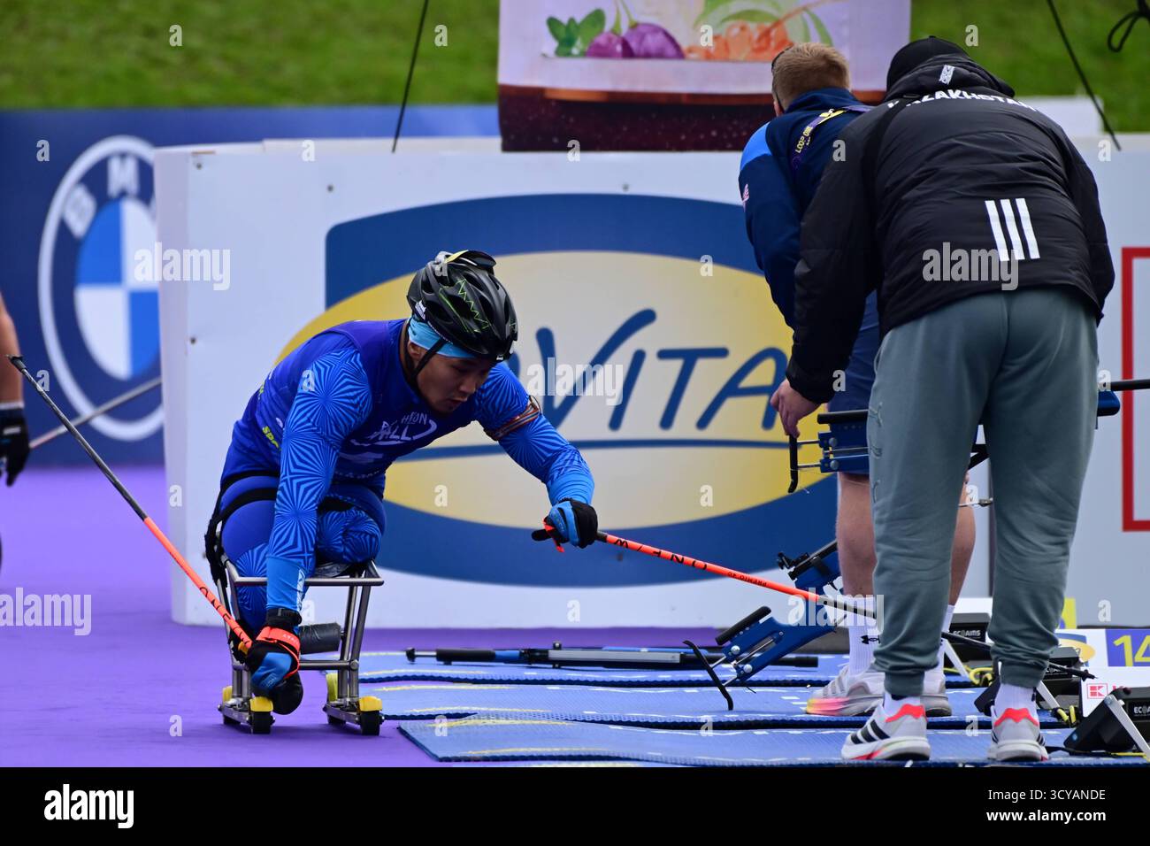 BIATHLON - KHAMITOV Yerbol KAZ bei den Para-Wettbewerben Mixed während des Loop One Biathlon ...