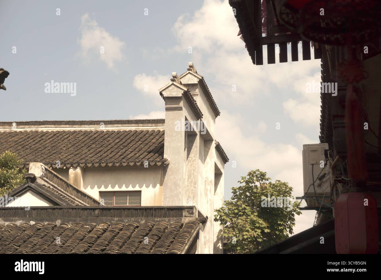 Shiban street hi-res stock photography and images - Alamy