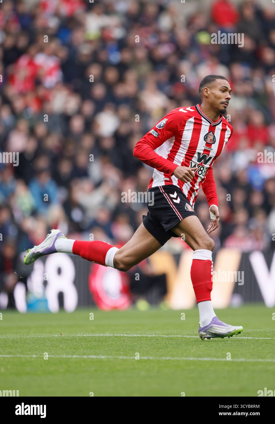 Sunderland's Wilson Isidor during the Premier League match at the ...
