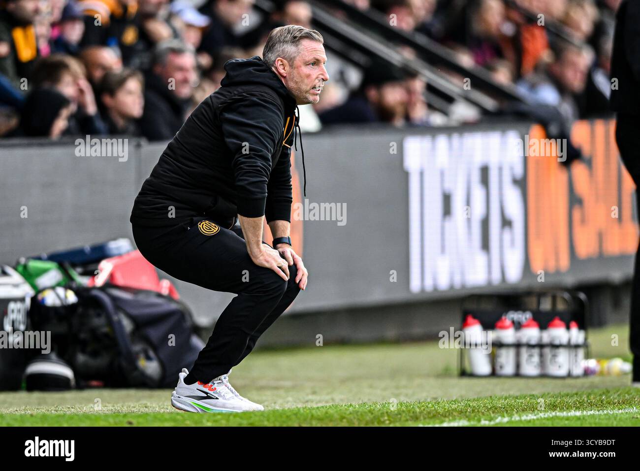 Manager Neil Harris (Manager Cambridge United) looks on during the Sky ...