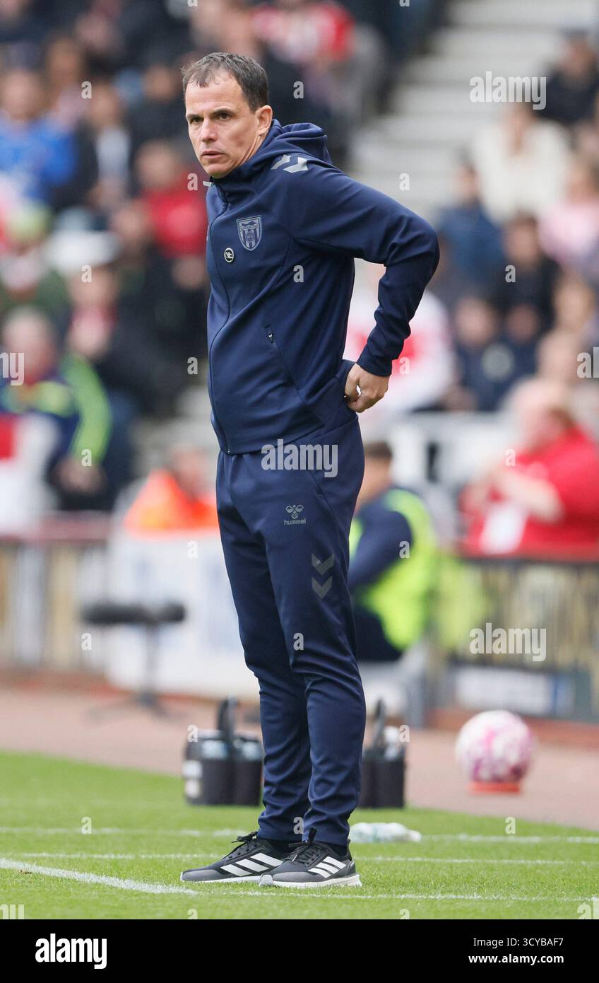 Sunderland manager Regis Le Bris during the Premier League match at the ...