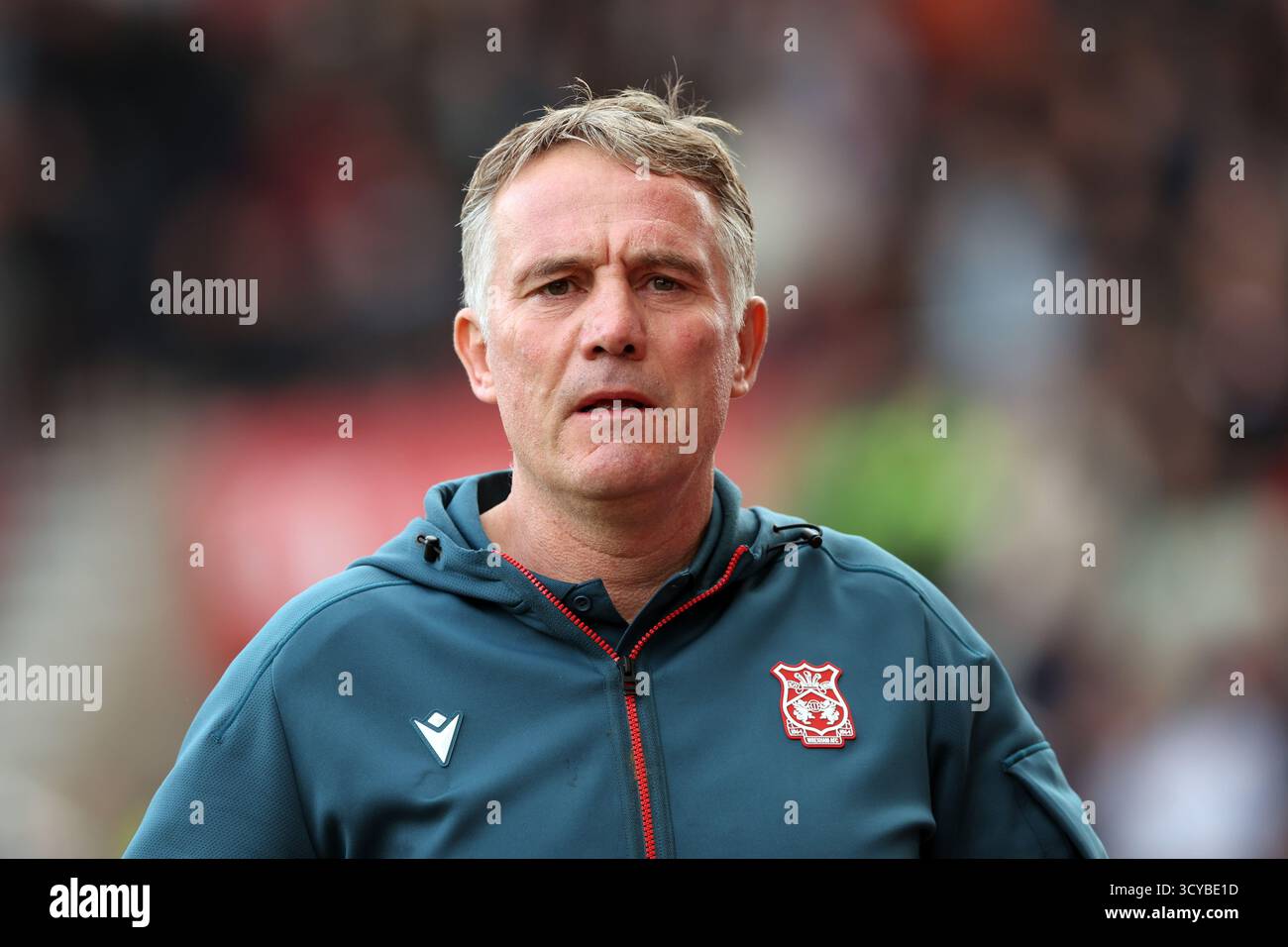 Wrexham manager Phil Parkinson during the Sky Bet Championship match at ...