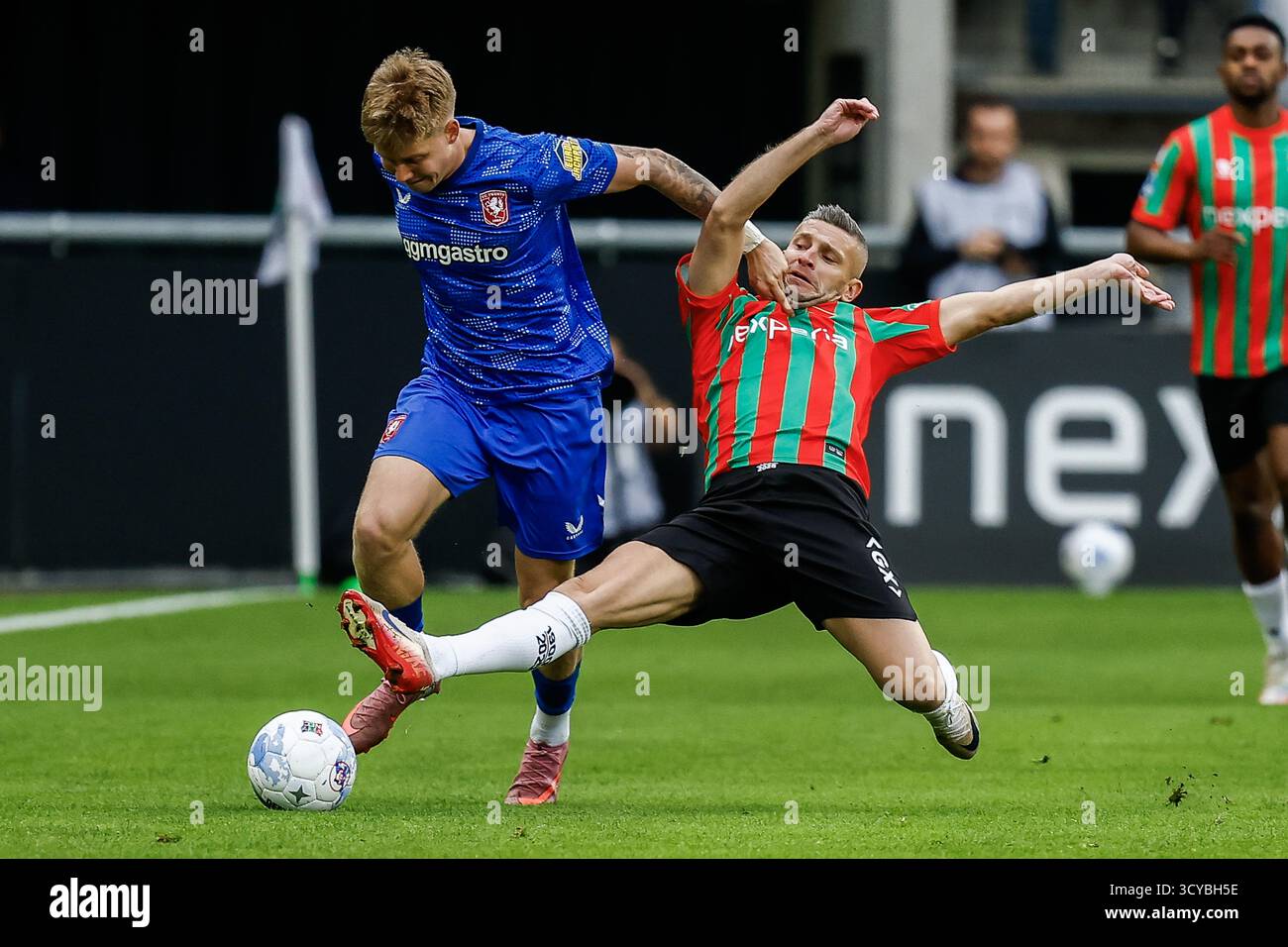 NIJMEGEN - Kristian Hlynsson of FC Twente, Bryan Linssen of NEC ...