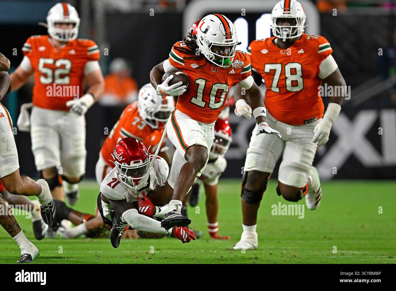 MIAMI GARDENS, FL - OCTOBER 17: Miami wide receiver Malachi Toney (10 ...