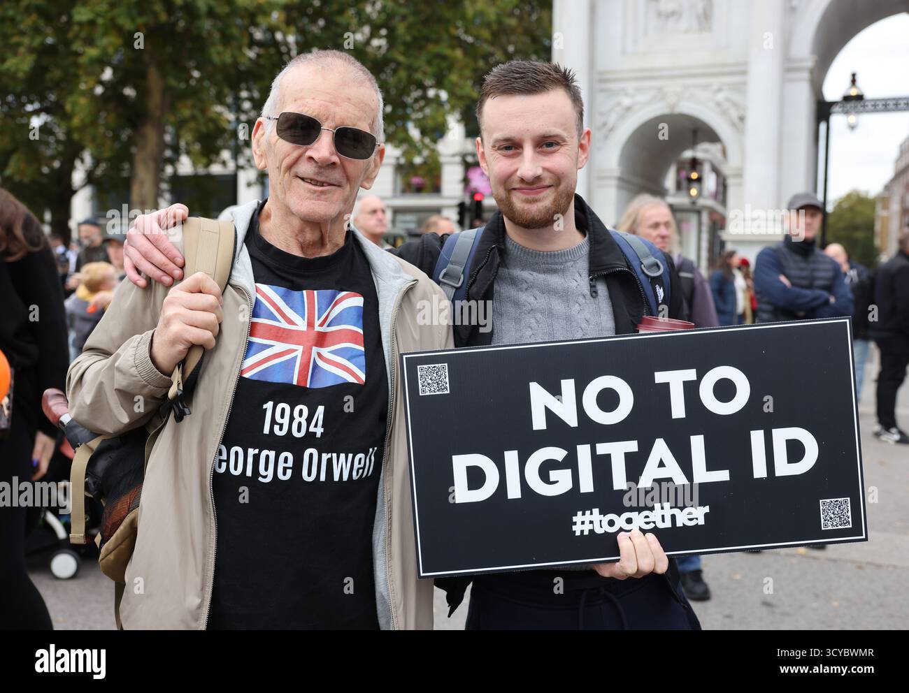 London, UK, 18th October 2025. 1000s of people marched through central ...