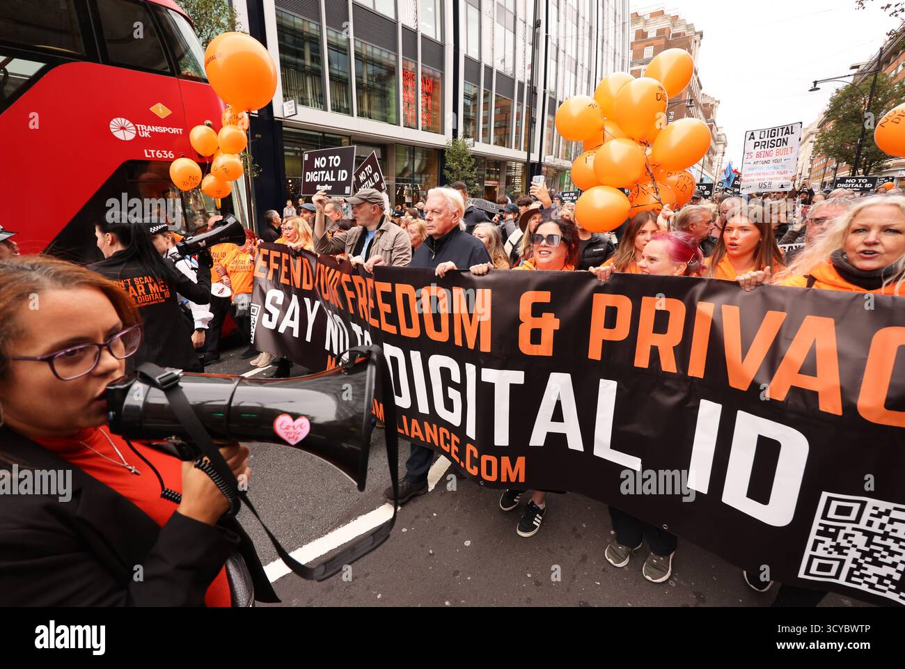 London, UK, 18th October 2025. 1000s of people marched through central ...