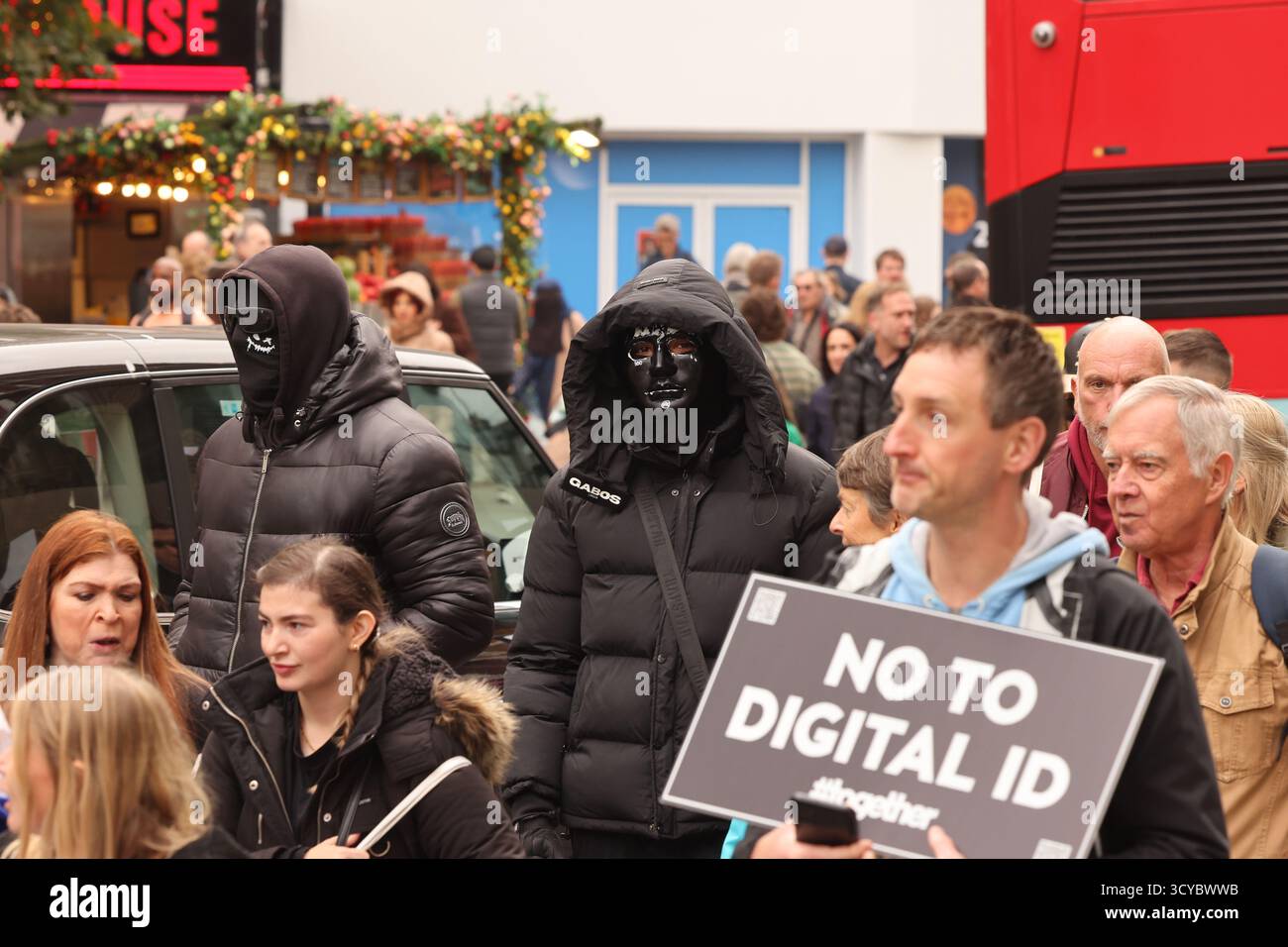 London, UK, 18th October 2025. 1000s of people marched through central ...