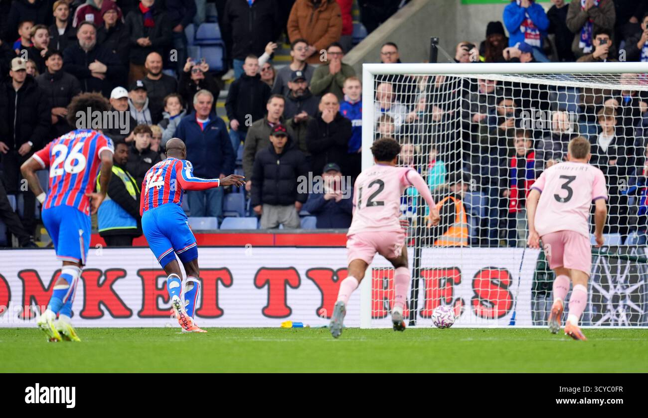Crystal Palace's Jean-Philippe Mateta scoring his sides third goal from ...