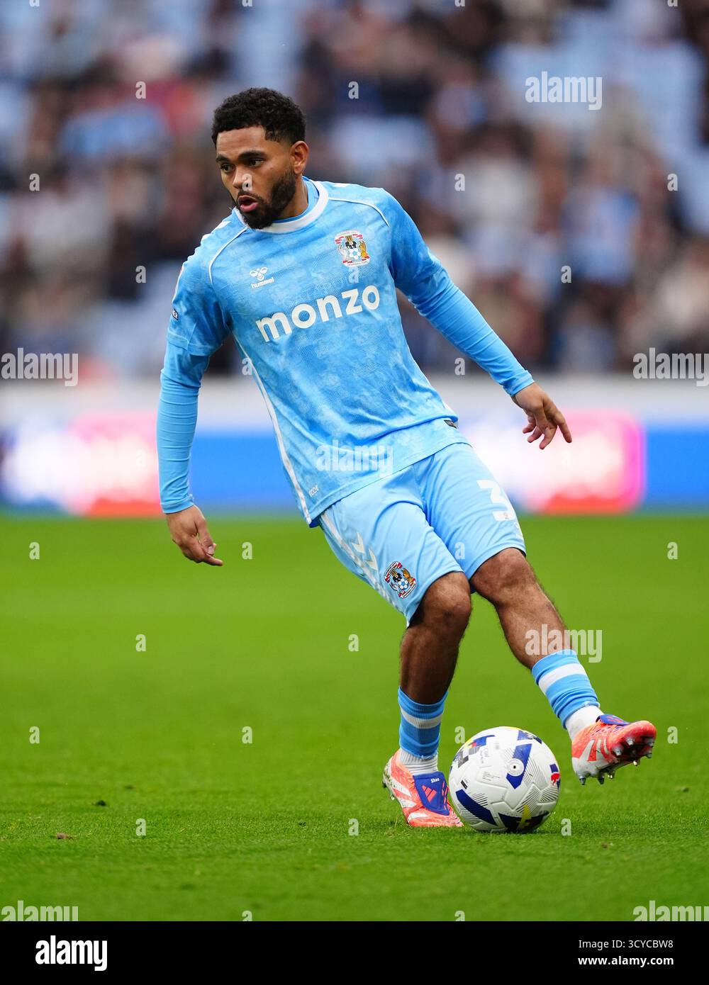 Coventry City's Jay Dasilva during the Sky Bet Championship match at ...