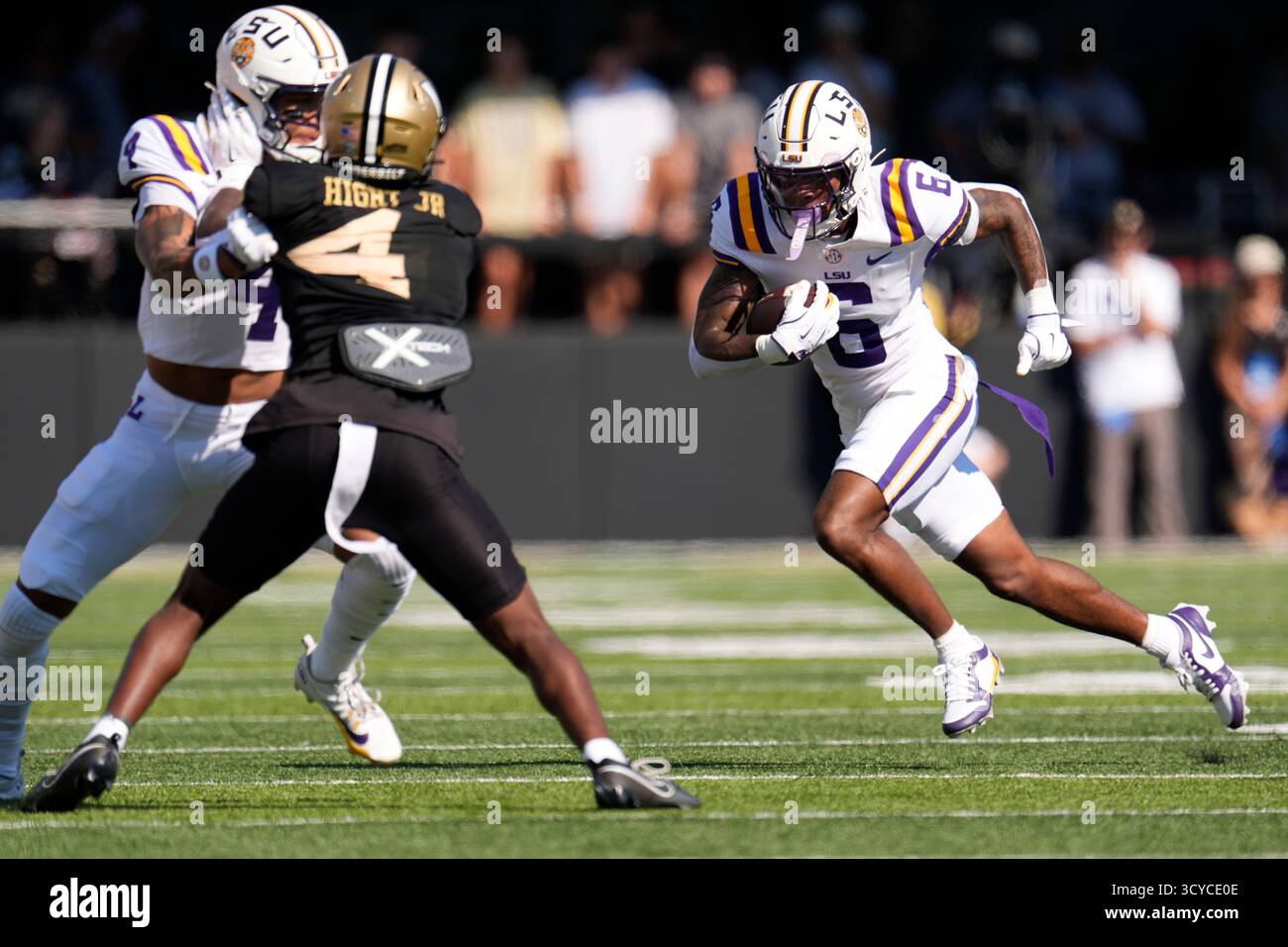 LSU wide receiver Barion Brown (6) runs after a catch during the first ...