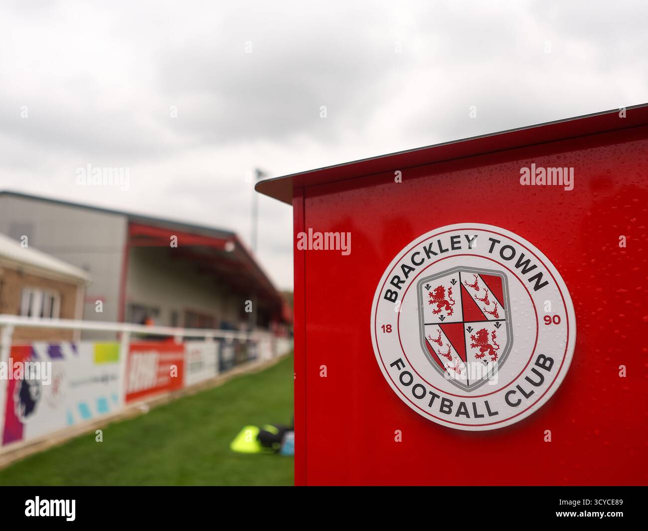 BRACKLEY, ENGLAND - OCTOBER 18: A general view of St James Park ...