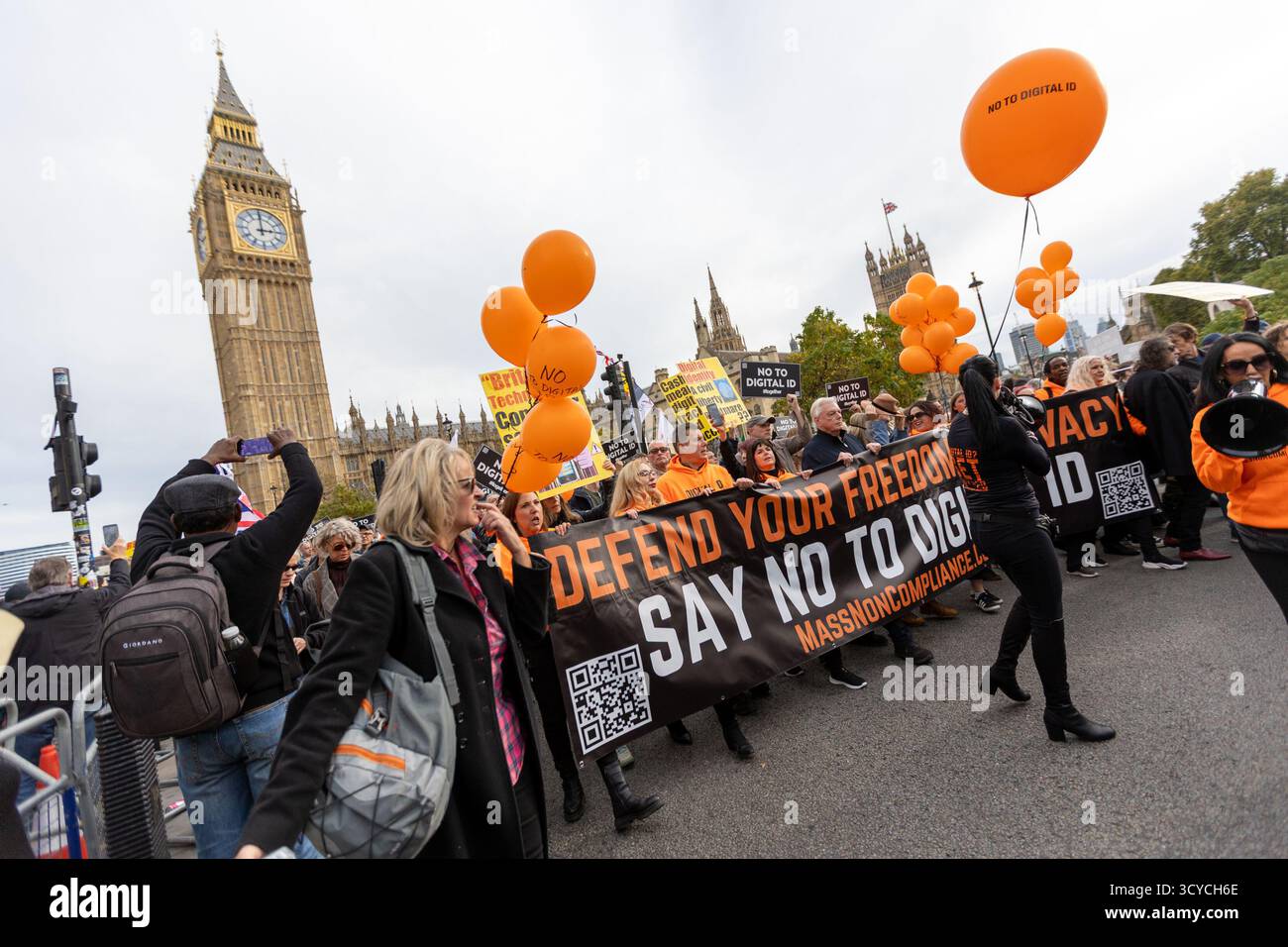 Anti digital id campaign hi-res stock photography and images - Alamy