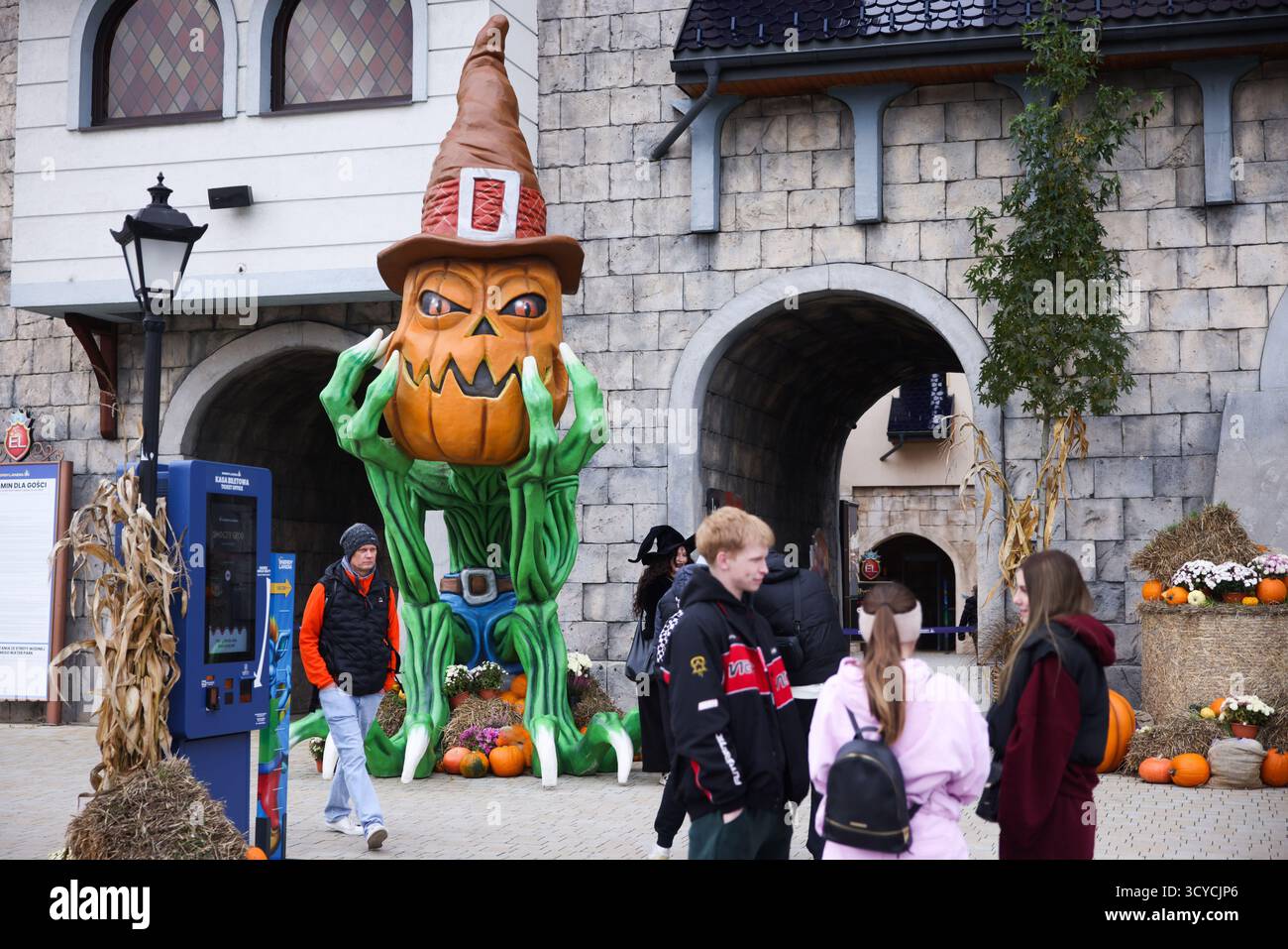 Zator, Poland. 17th Oct, 2025. Pumpkin decorations during Halloween ...