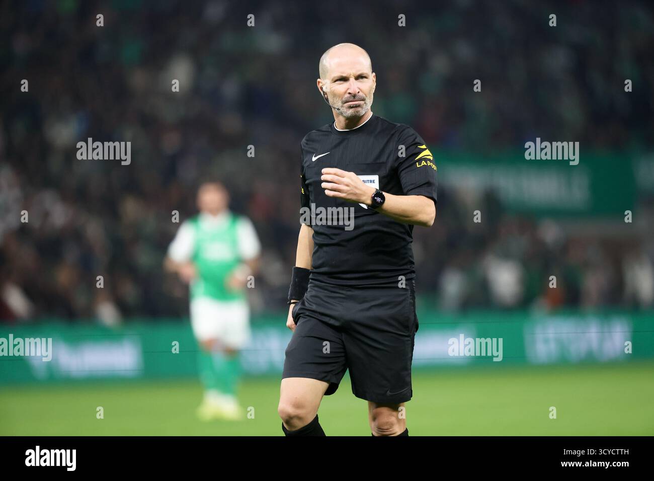 Florent BATTA (ARBITRE) during the Ligue 2 BKT match between Saint ...