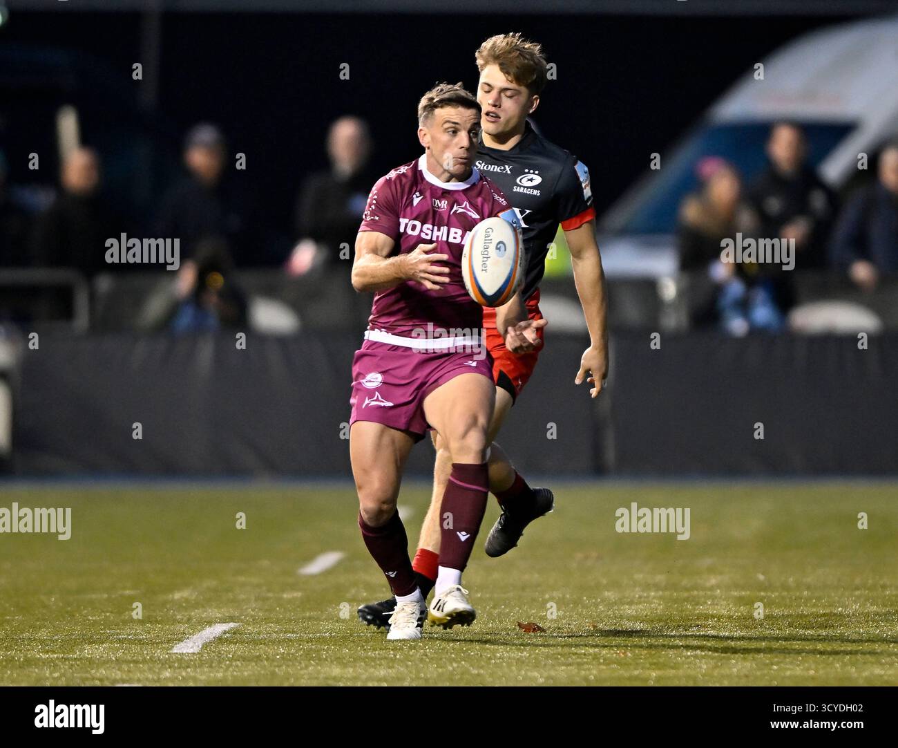 Barnet, United Kingdom. 18th Oct, 2025. Prem Rugby. Saracens V Sale ...