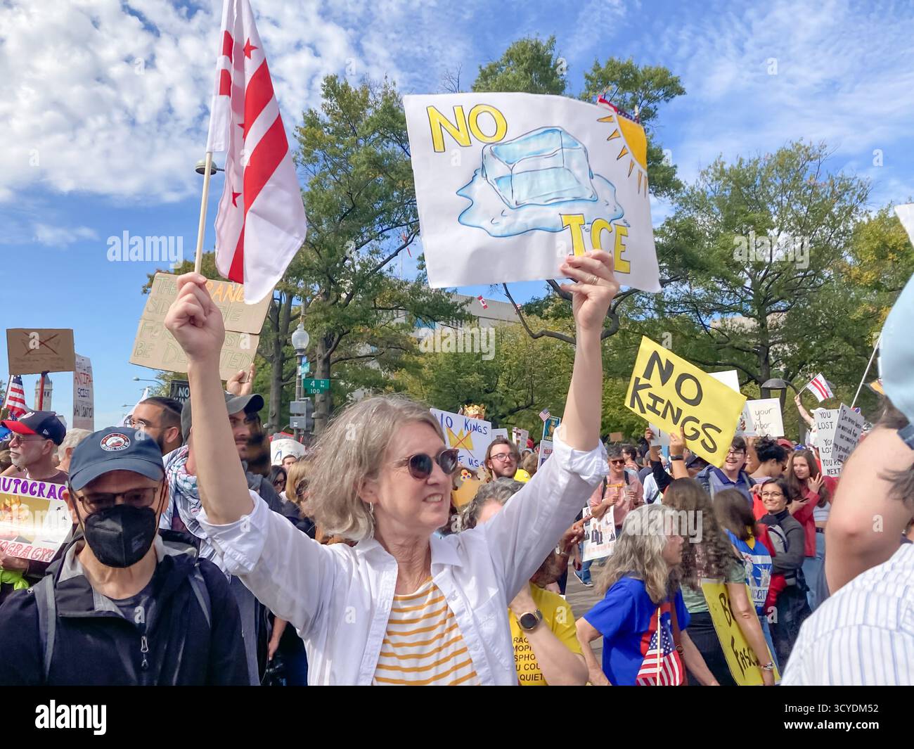 October no kings protest hi-res stock photography and images - Alamy