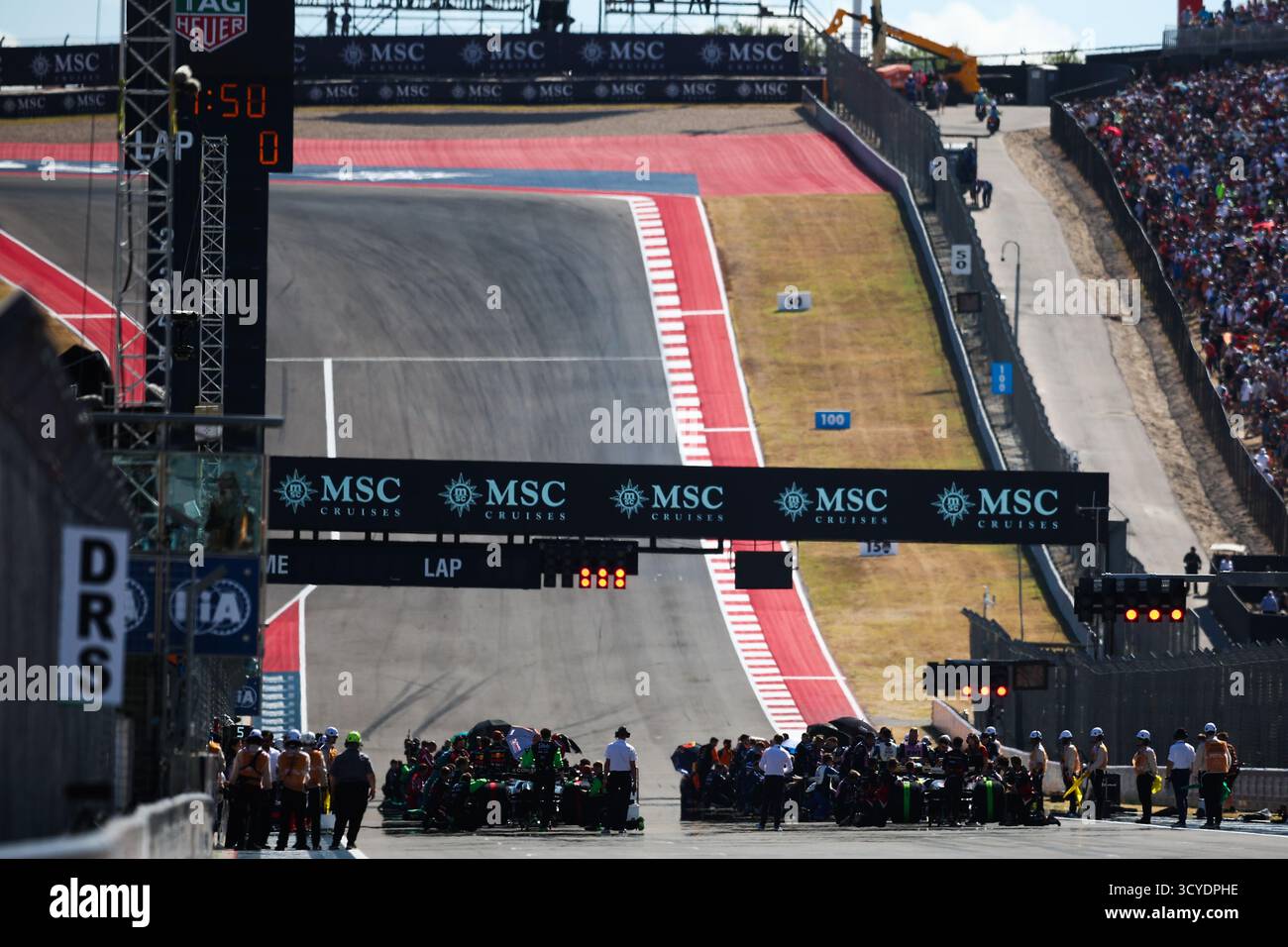 starting grid during the 2025 Formula 1 United States Grand Prix, 19th ...