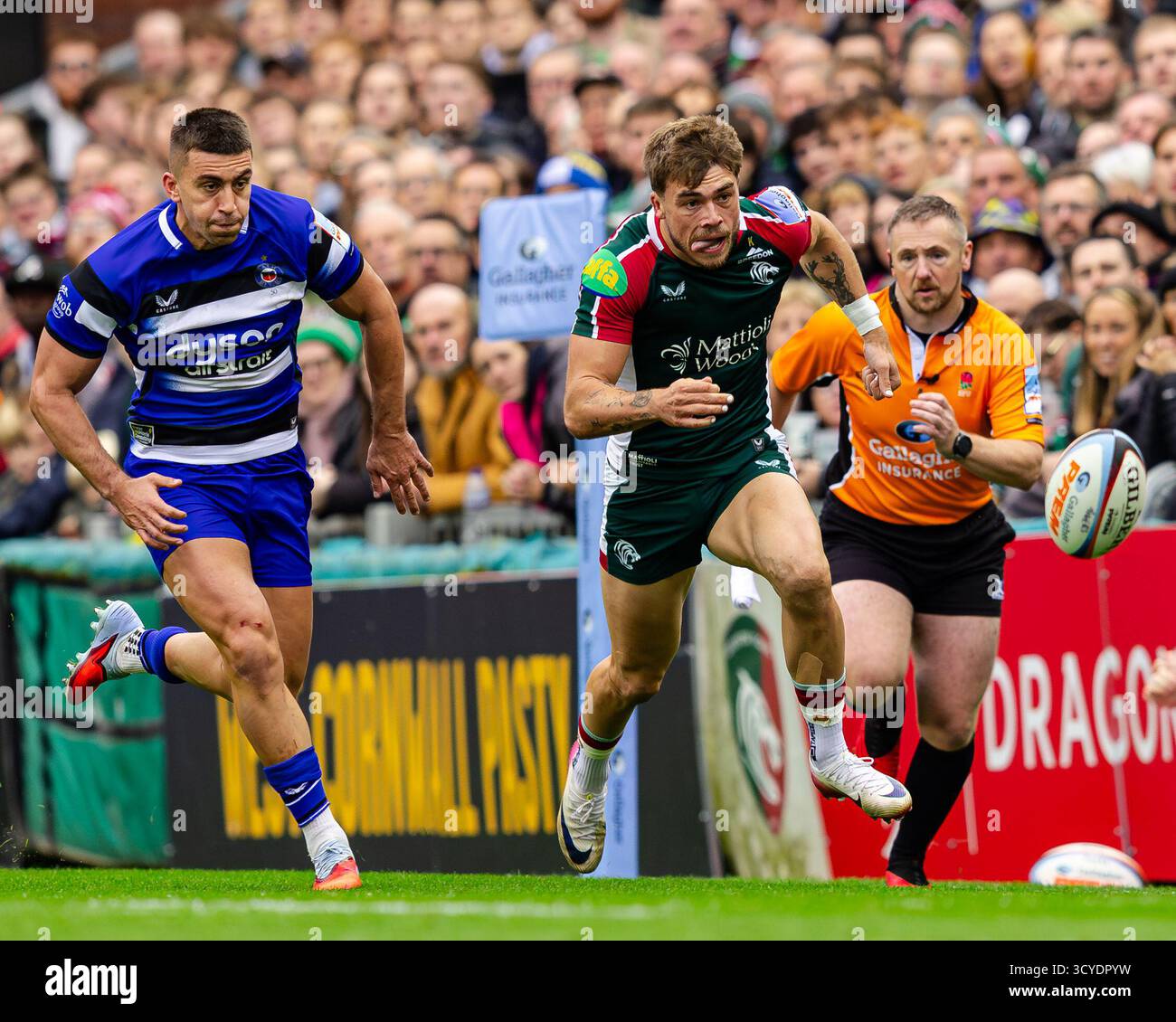 Ollie hassell collins leicester rugby hi-res stock photography and ...