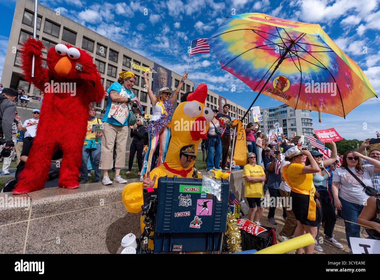 EDS NOTE: OBSCENITY - Demonstrators wear costumes during a No Kings ...