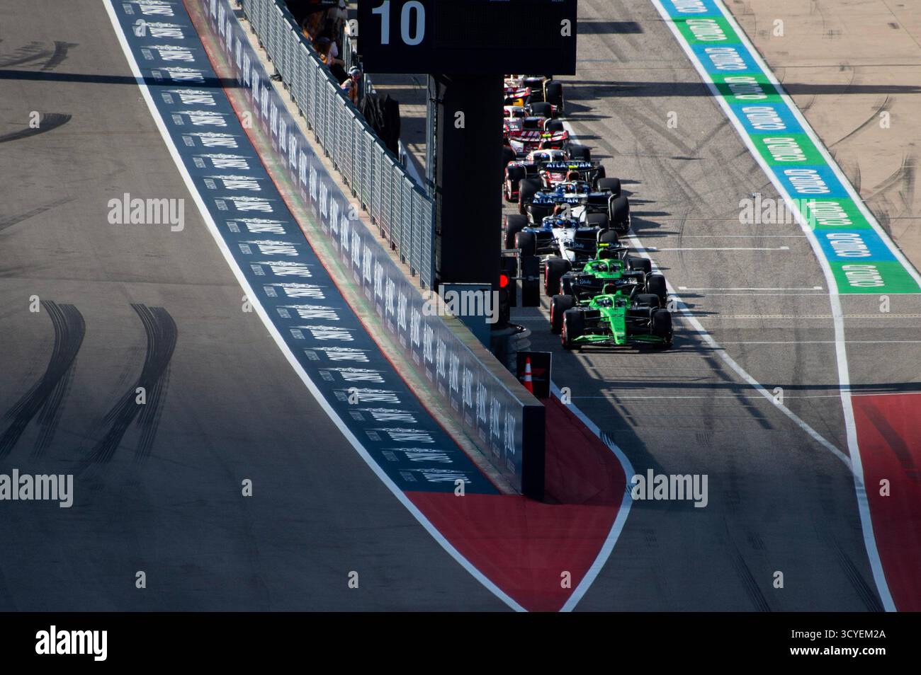 October 18, 2025: F1 cars take into position at the start of the ...
