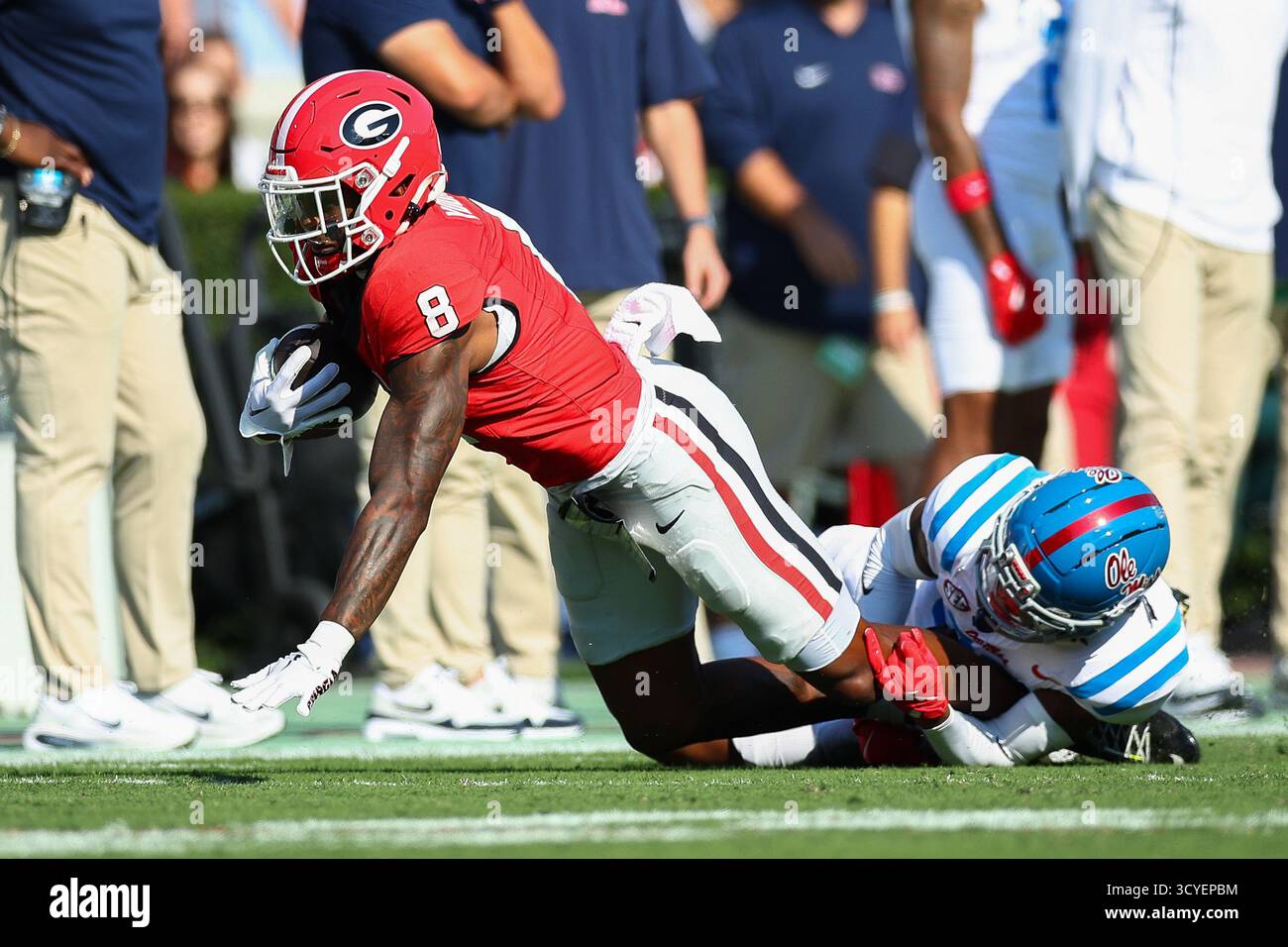 Georgia wide receiver Colbie Young (8) catches a pass during the first ...
