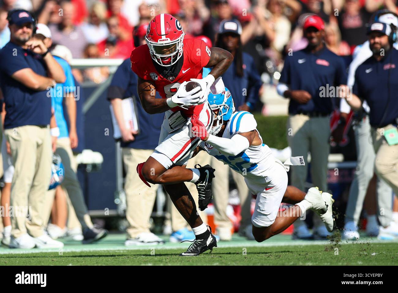Georgia wide receiver Colbie Young (8) catches a pass during the first ...