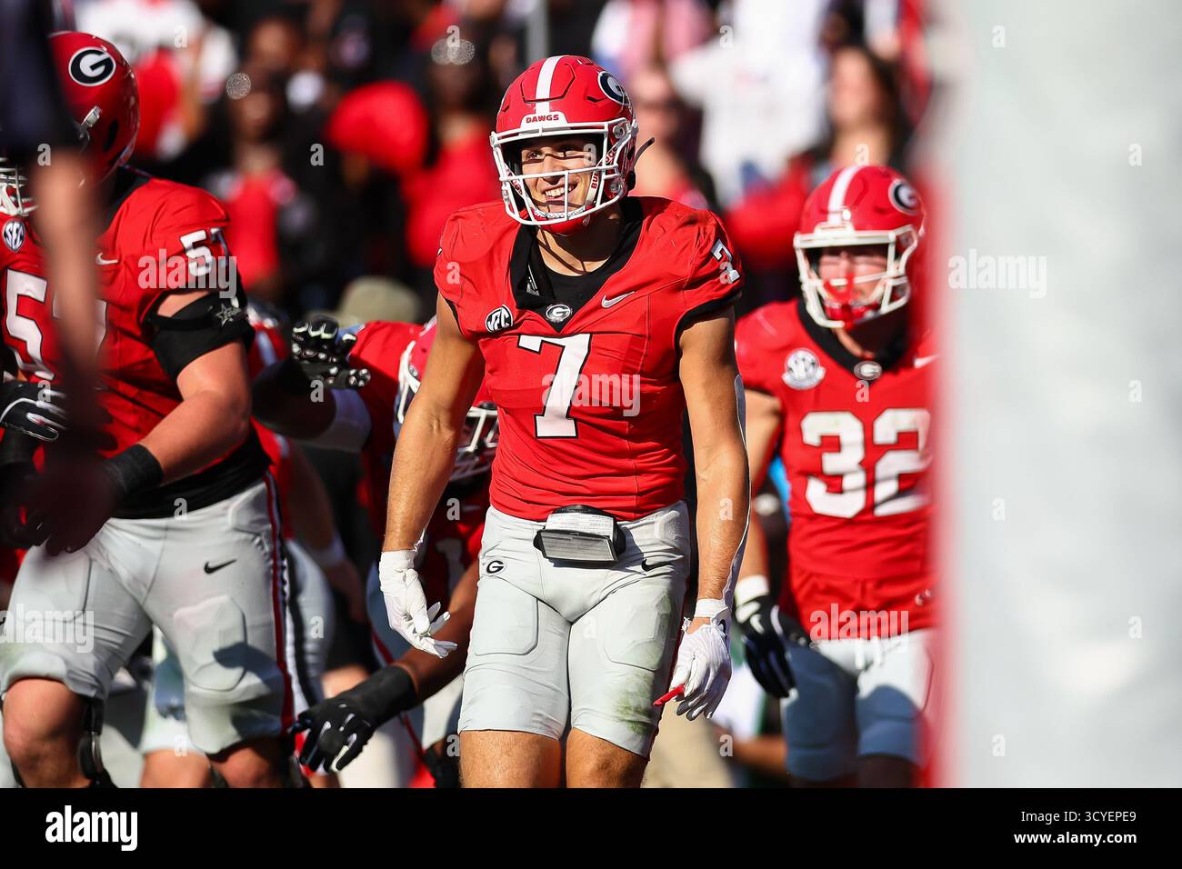 Georgia tight end Lawson Luckie (7) reacts after scoring a touchdown ...