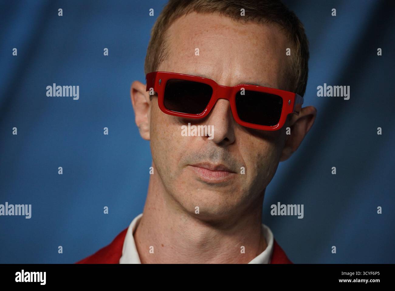 Jeremy Strong arrives at the fifth annual Academy Museum Gala on ...