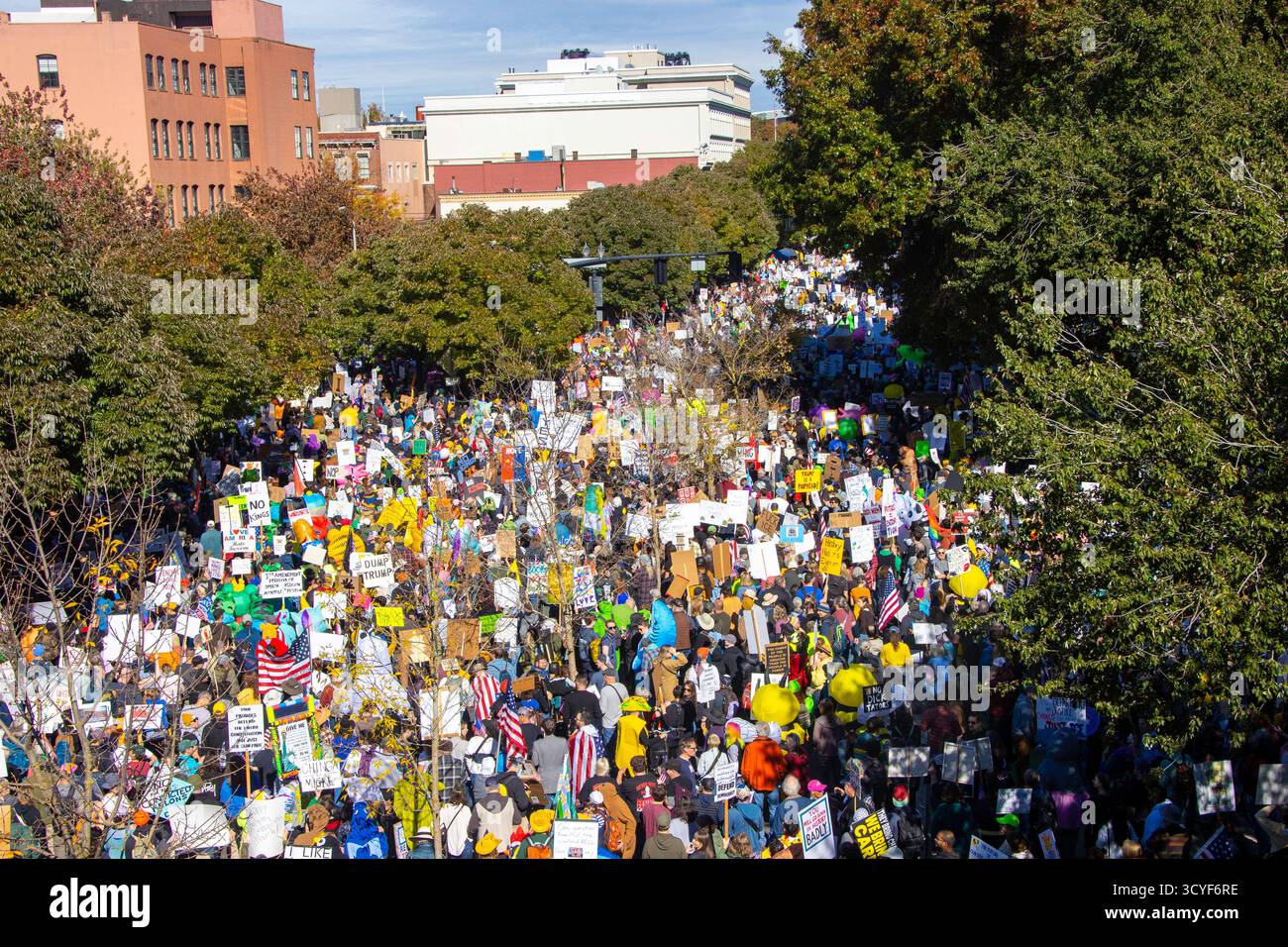 PORTLAND - OCTOBER 18 2025: No Kings march filled Nato Parkway by the ...