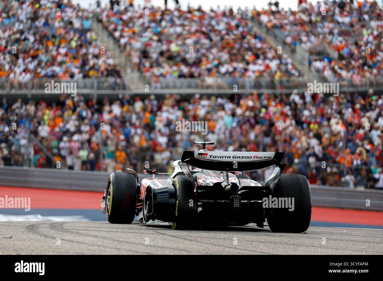 31 OCON Esteban (fra), Haas F1 Team VF-25 Ferrari, action crash ...