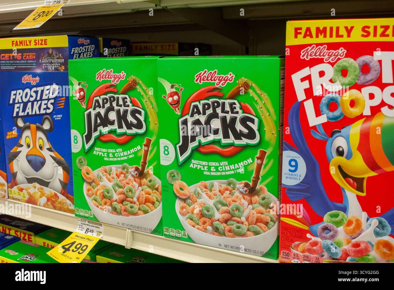 Apple jacks cereal 2023 hi-res stock photography and images - Alamy