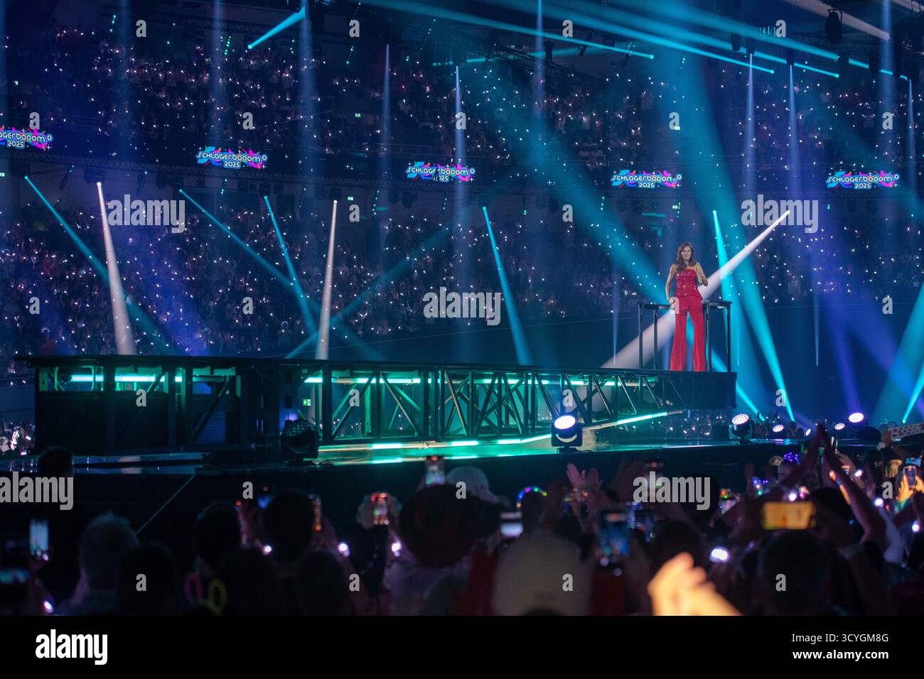 Andrea BERG, Germany, singer, musician, pop singer, singing, concert ...