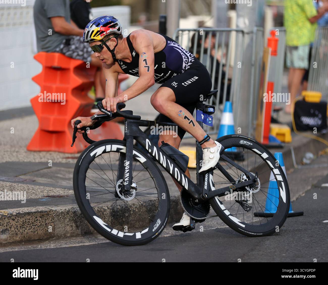 Hayden Wilde, of New Zealand, at the 2025 World Triathlon Championship ...