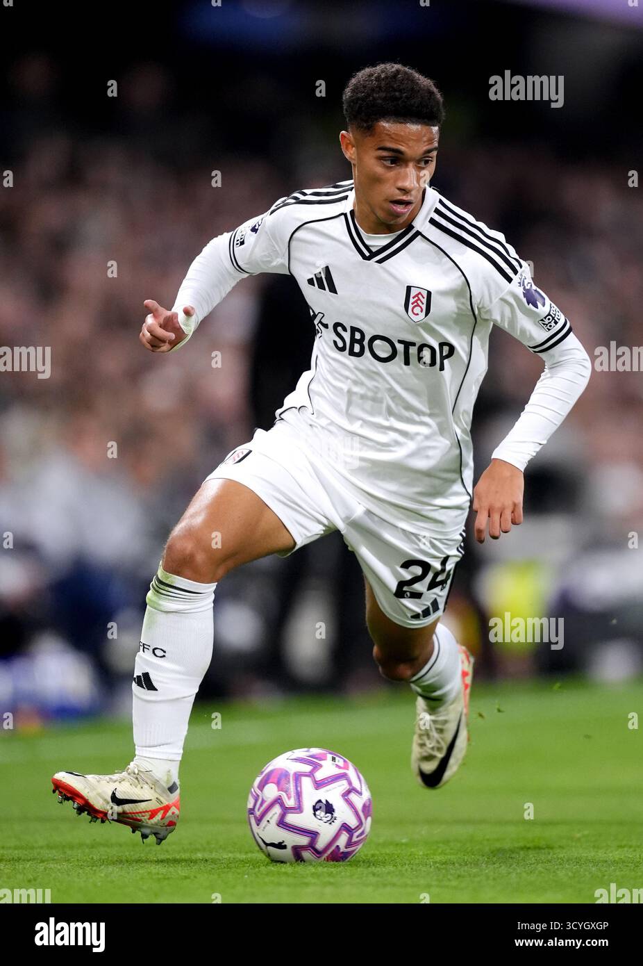Fulham’s Joshua King during the Premier League match at Craven Cottage ...