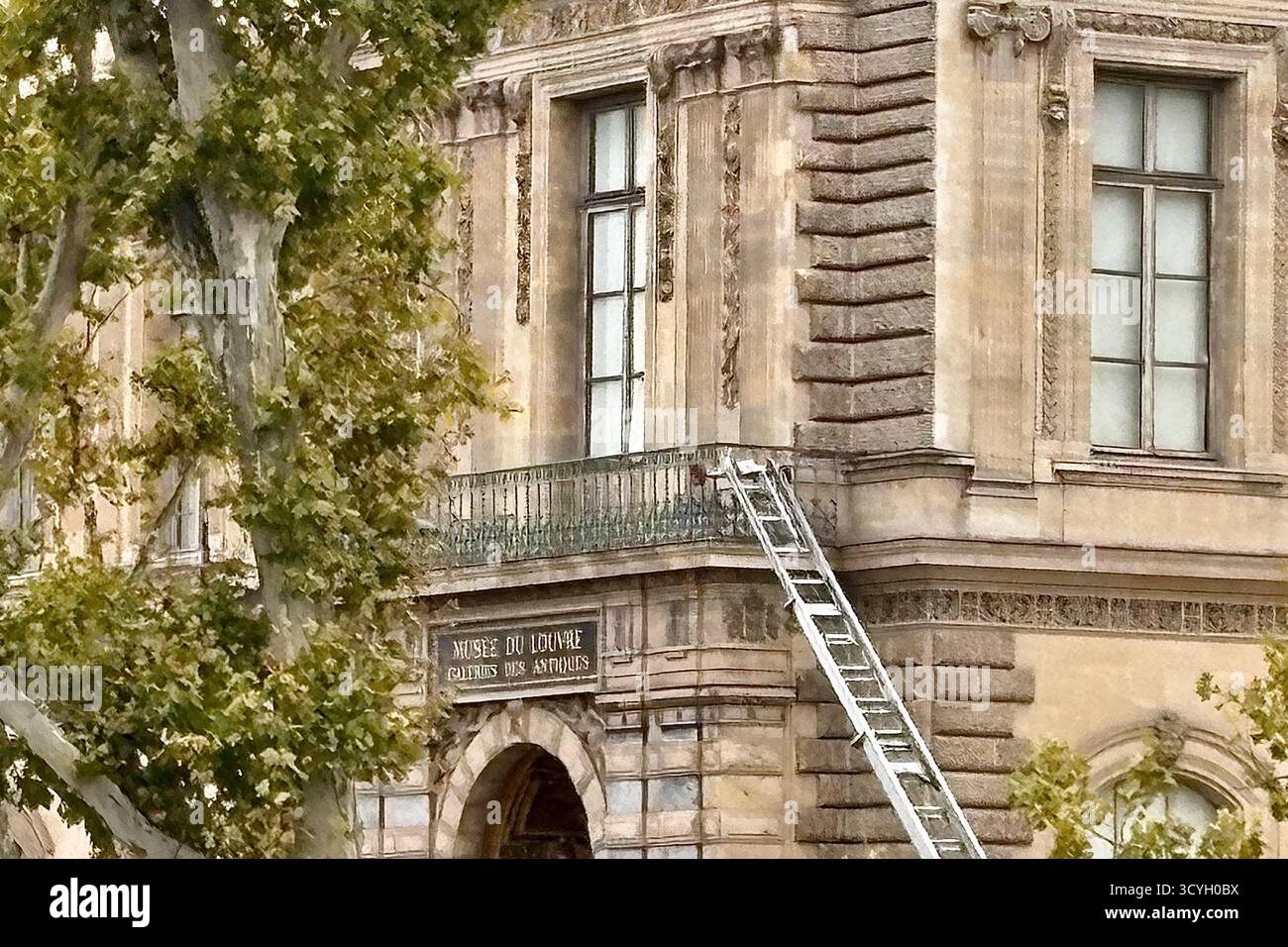 A basket lift used by thieves is seen at the Louvre museum Sunday Oct ...
