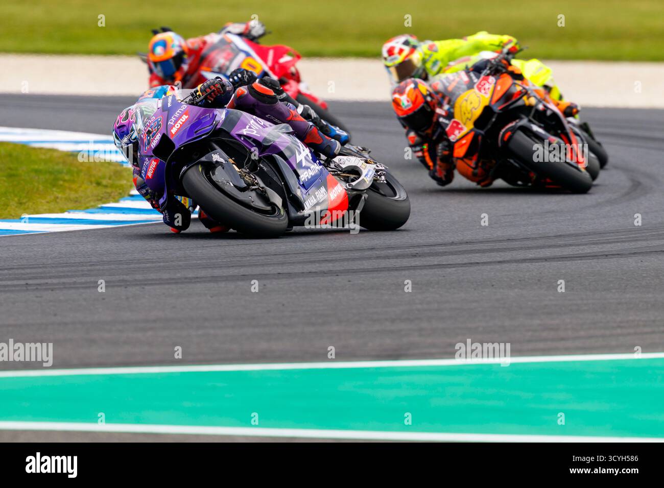 Cowes, Australia. 19th Oct, 2025. Number 43 Prima Pramac Yamaha rider ...