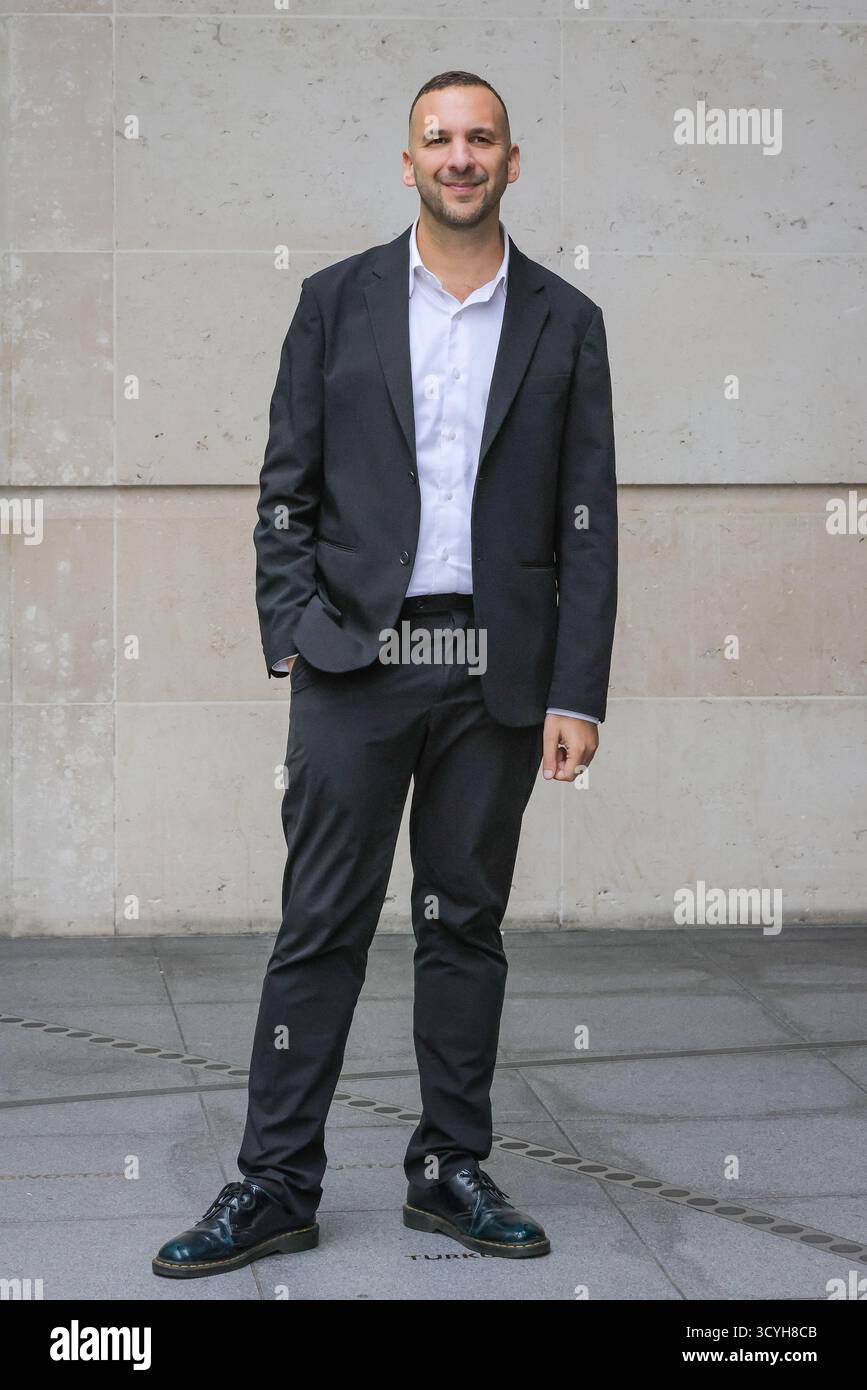 David paulden hi-res stock photography and images - Alamy