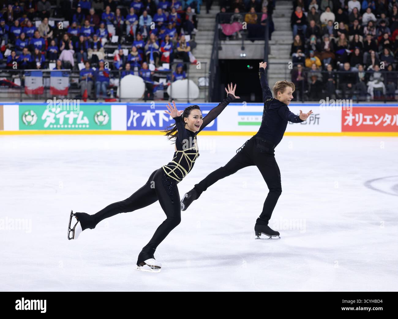 Allison REED and Saulius AMBRULEVICIUS of Lithuania perform during Ice ...