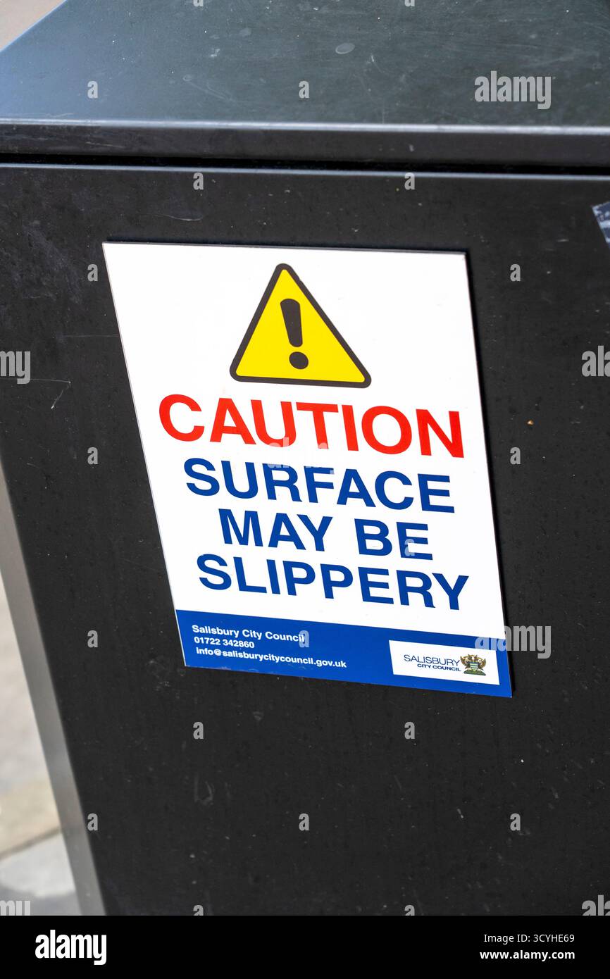 Slippery surface danger hi-res stock photography and images - Alamy