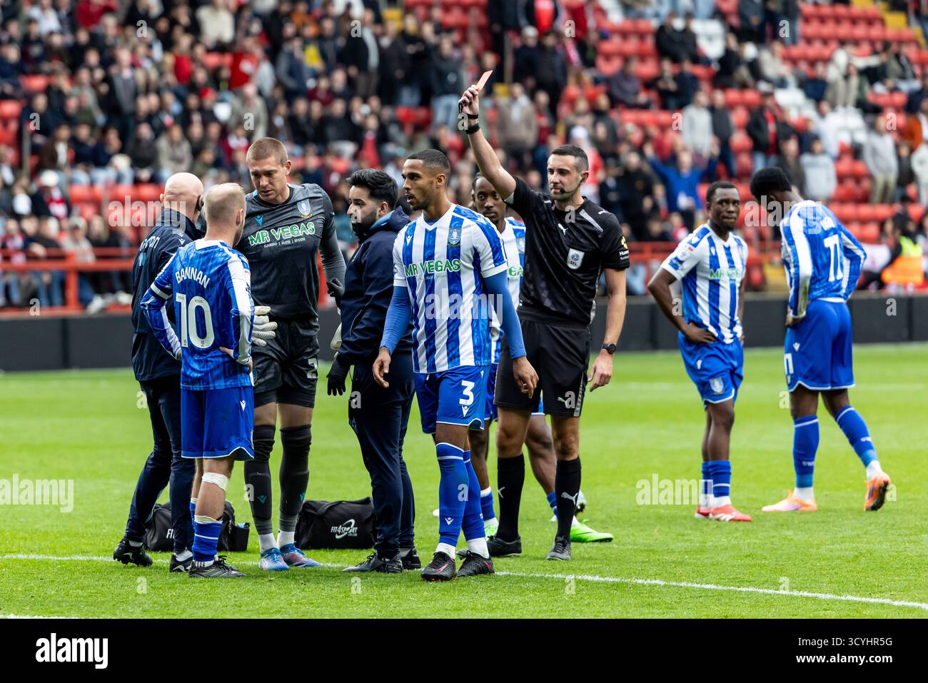 Sheffield wednesday ethan horvath hi-res stock photography and images ...