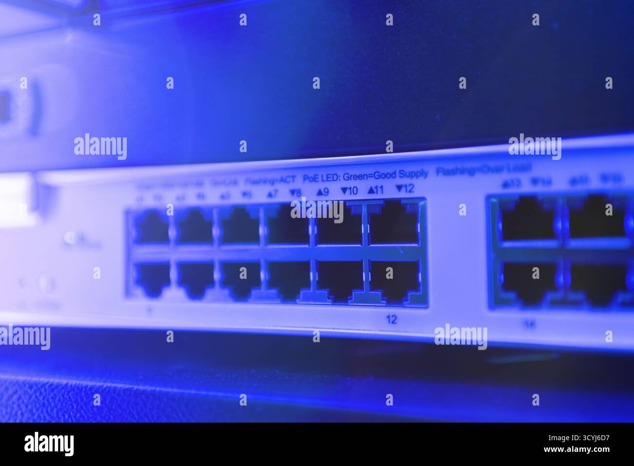 Server room setup hi-res stock photography and images - Alamy