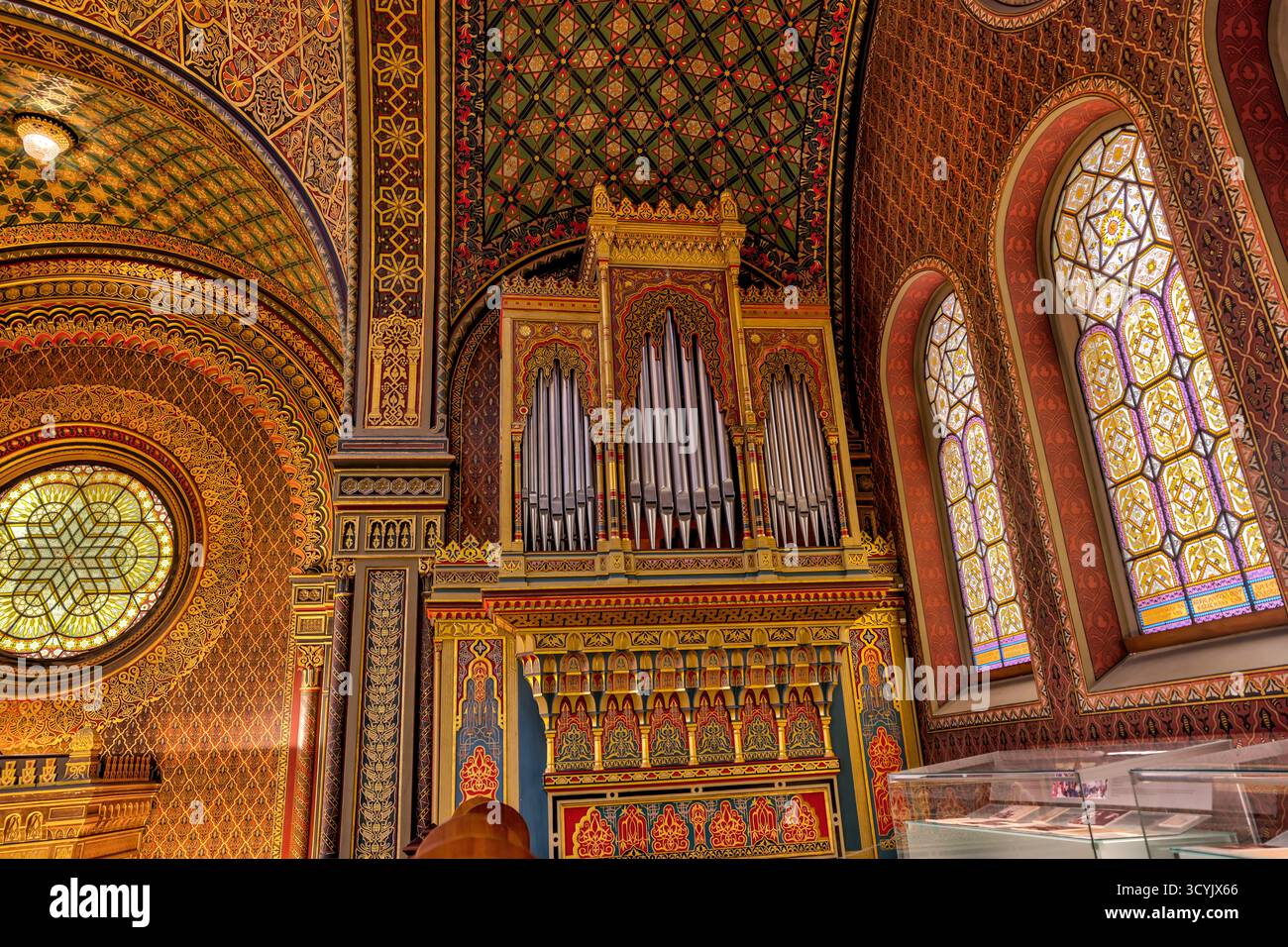 Ornate interior of the Spanish Synagogue in Prague’s Jewish Quarter ...