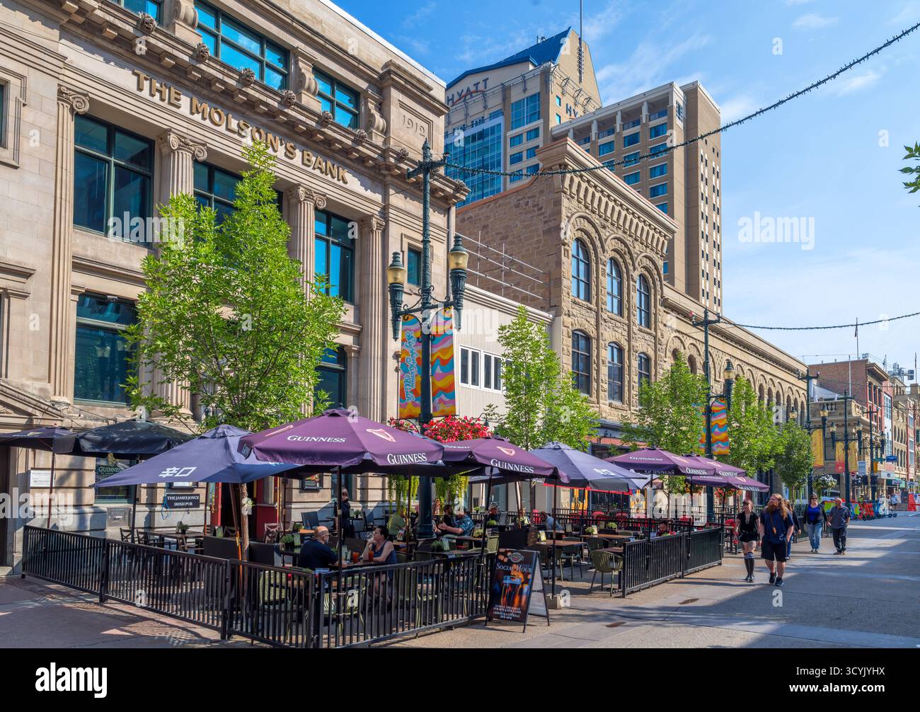 Restaurant and stores on Stephen Avenue (8th Ave SW), Calgary, Alberta ...