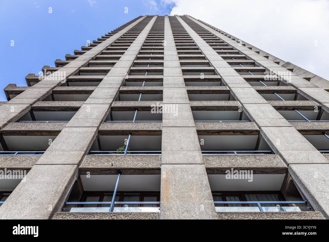 Barbican Tower, London - Brutalist High Rise Architecture, Concrete ...