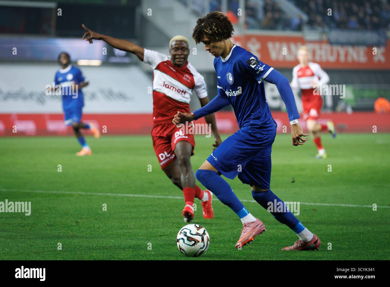 Waregem, Belgium. 19th Oct, 2025. Gent's Franck Surdez pictured in ...