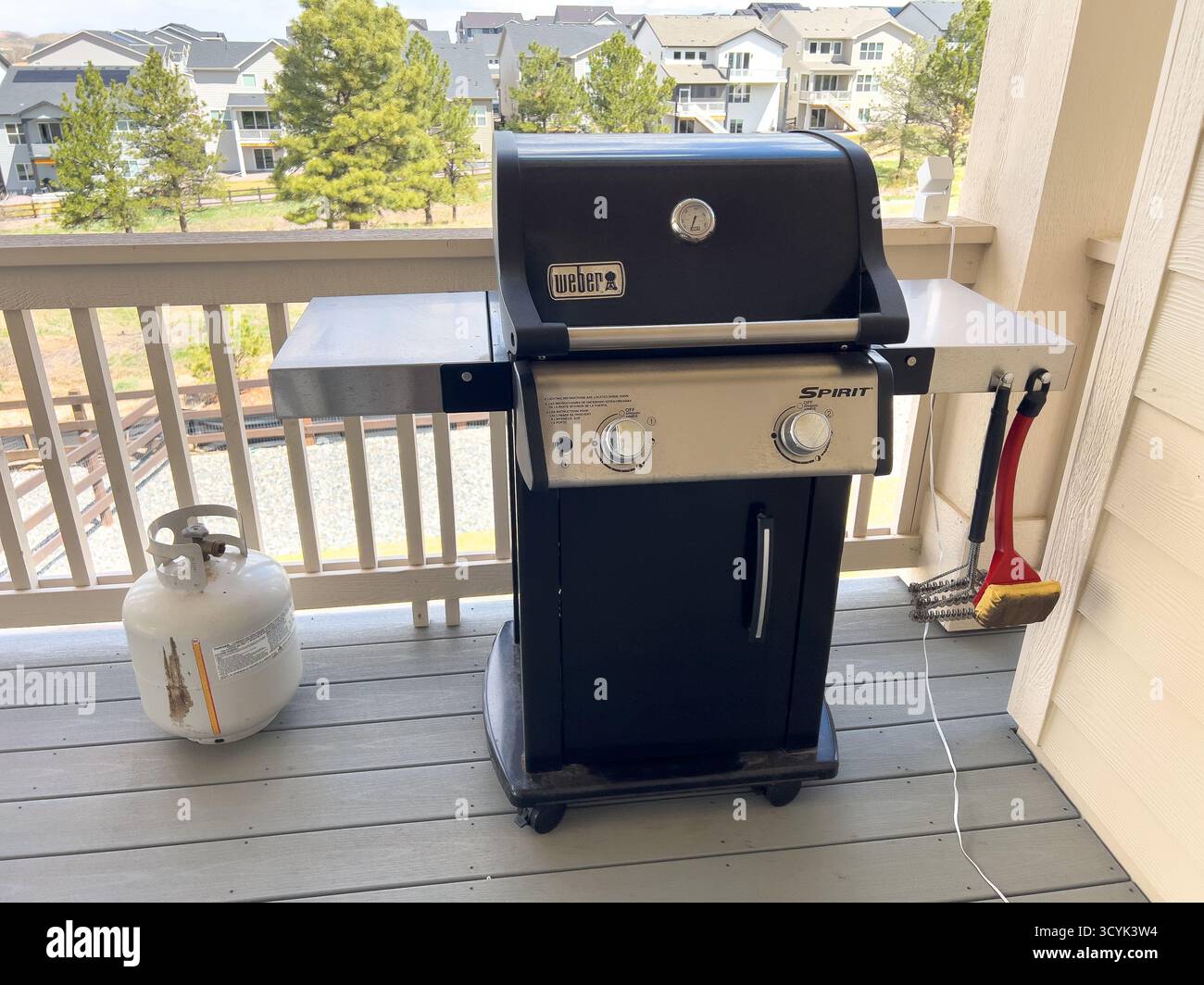 Weber grill setup hi-res stock photography and images - Alamy