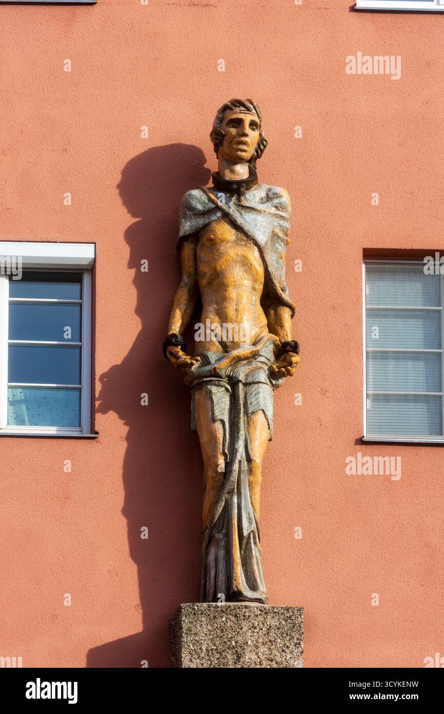 Vienna: Karl-Marx-Hof ( Karl Marx Court) Gemeindebau (municipal housing ...