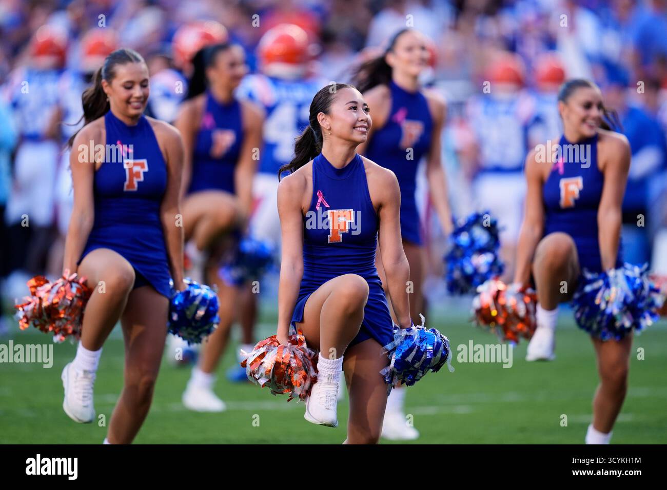 Florida cheerleaders dance during an NCAA college football game against ...