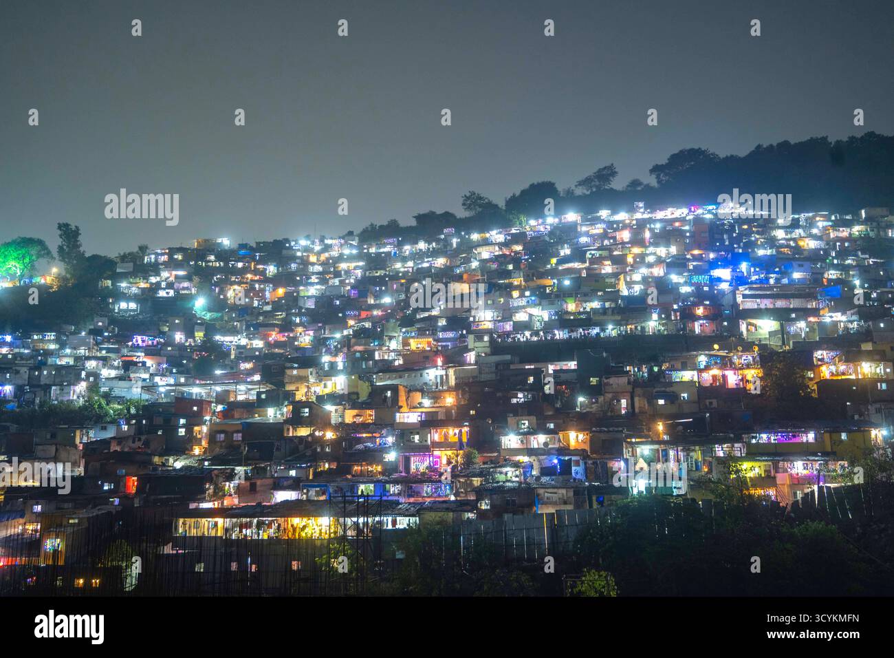 MUMBAI, INDIA - OCTOBER 19: A mountain of slums in Ghatkopar, Mumbai ...
